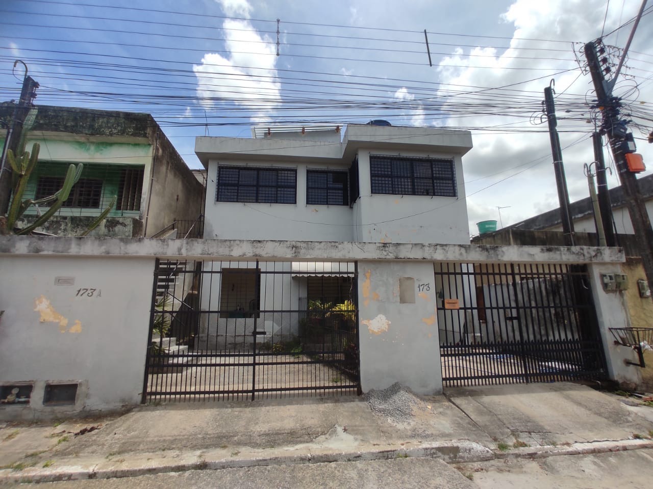 Casa para alugar - Varzea, Recife 100m² | 3 quartos, 1 vaga