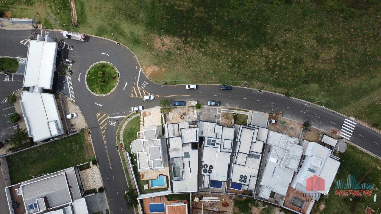 Casa térrea a venda no Condomínio Residencial Villa do Sol em Valinhos.