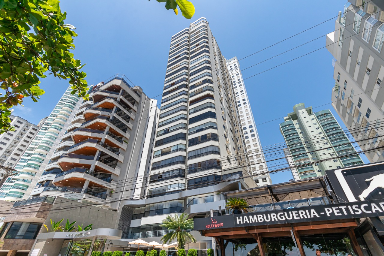 Nina Schurmann | Centro - Balneário Camboriú/SC