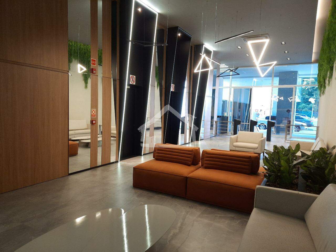 Excelente sala no empreendimento mais moderno da cidade