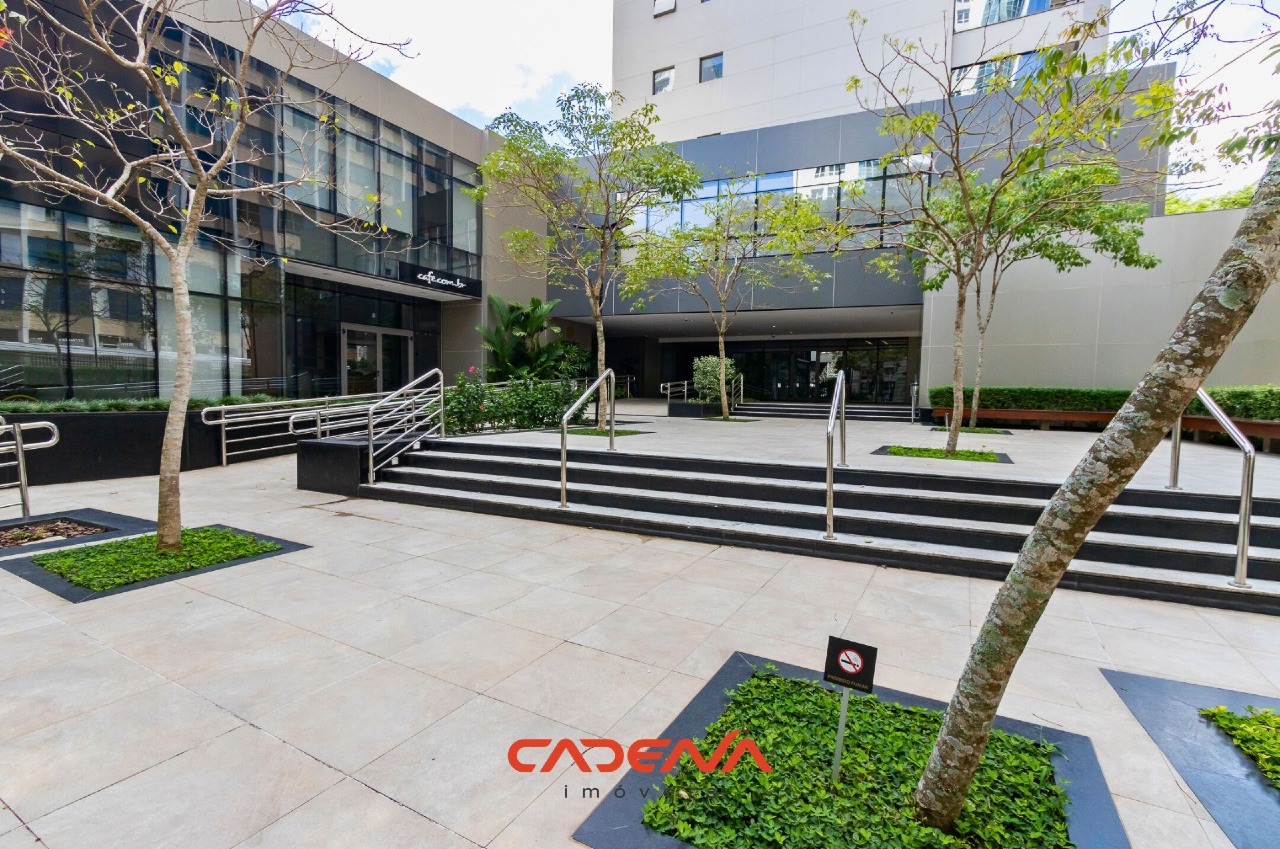 Universe Life Square | 1 quarto, Centro - Curitiba/PR