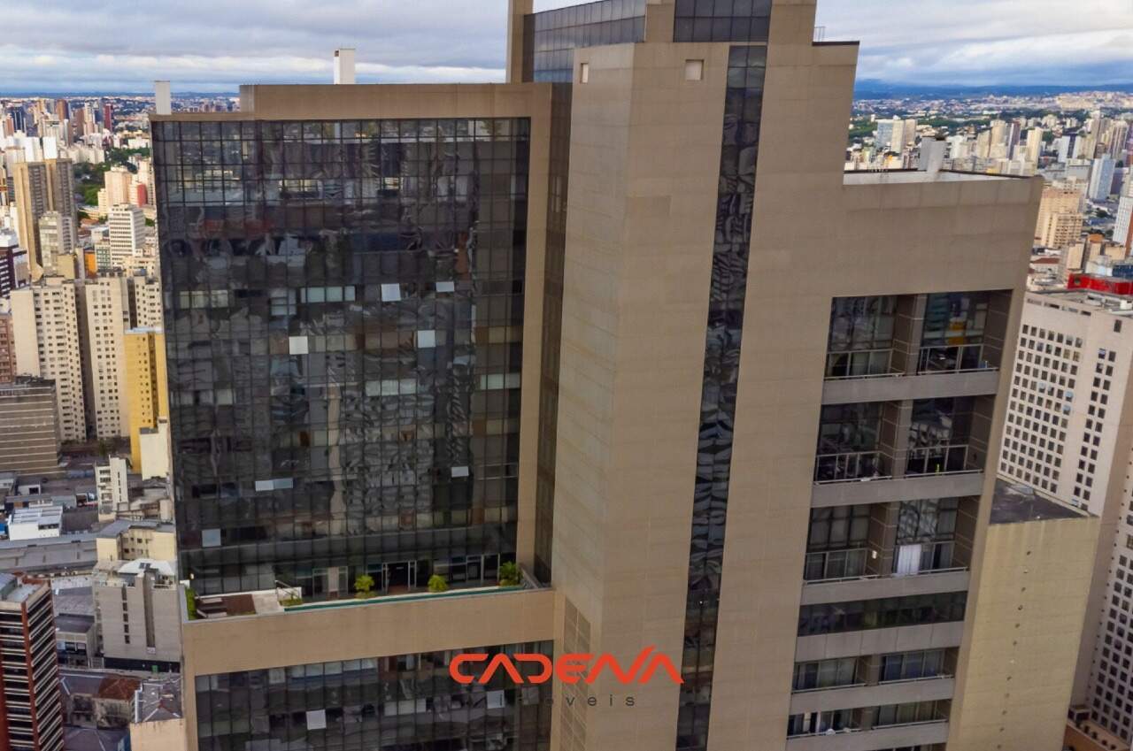 Universe Life Square | 1 quarto, Centro - Curitiba/PR