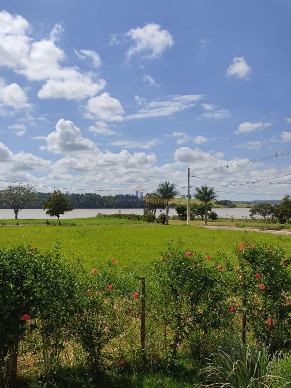 Casa à venda, 4 quartos, 2 suítes, 2 vagas, Cond. Rivieira do Lago ...