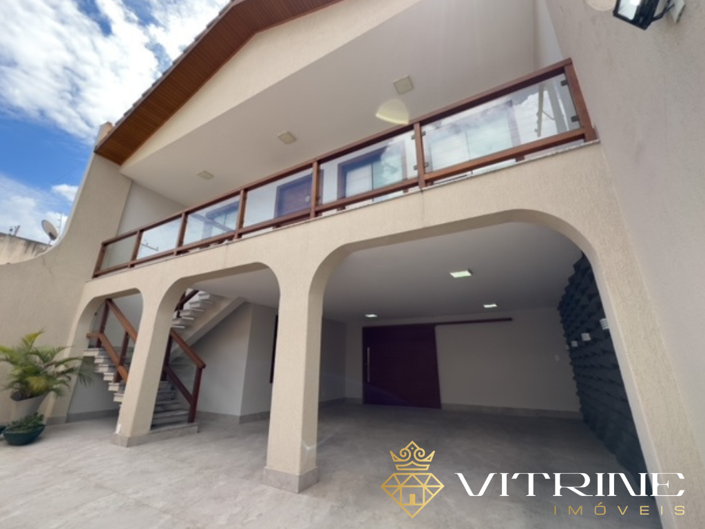 Casa à venda, 4 quartos, 1 suíte, 3 vagas, Sidil - Divinópolis/MG